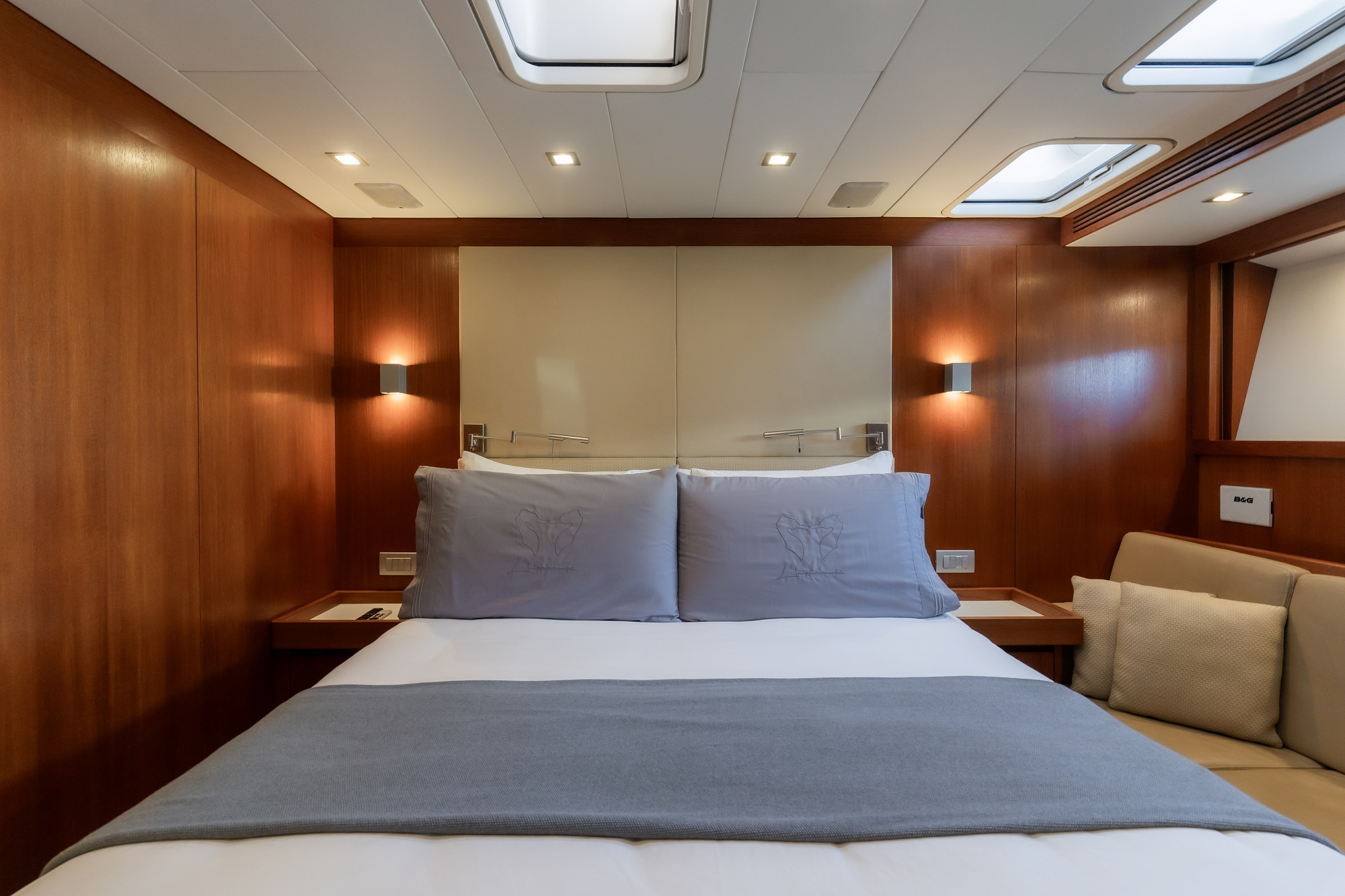 L’HIPPOCAMPE Yacht Charter Details, Nautor's Swan | CHARTERWORLD Luxury Superyachts